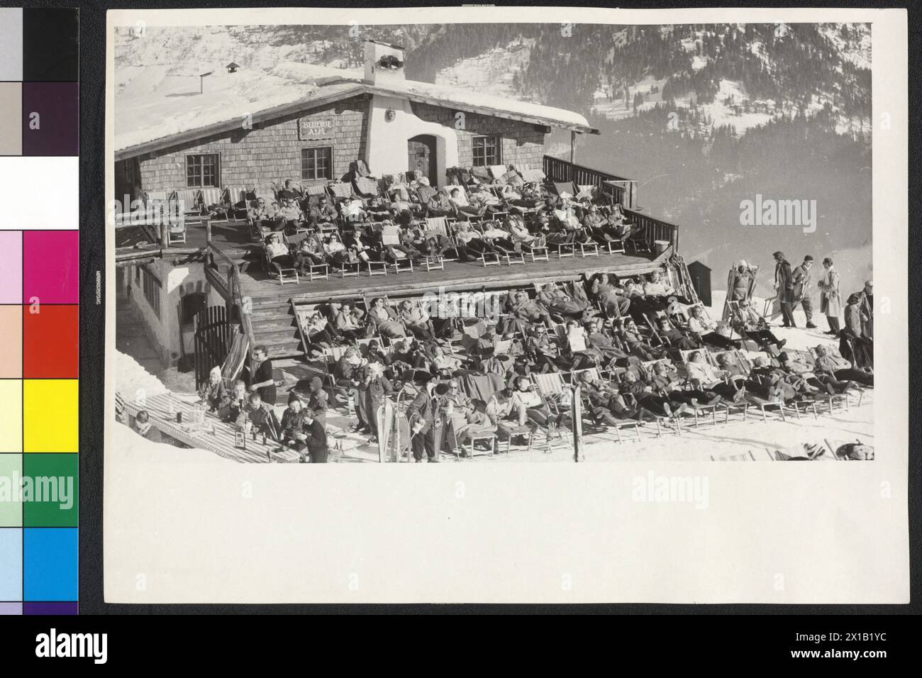 Winter, ski hut, skier on, winter, ski hut, skier on deckchairs, let ...