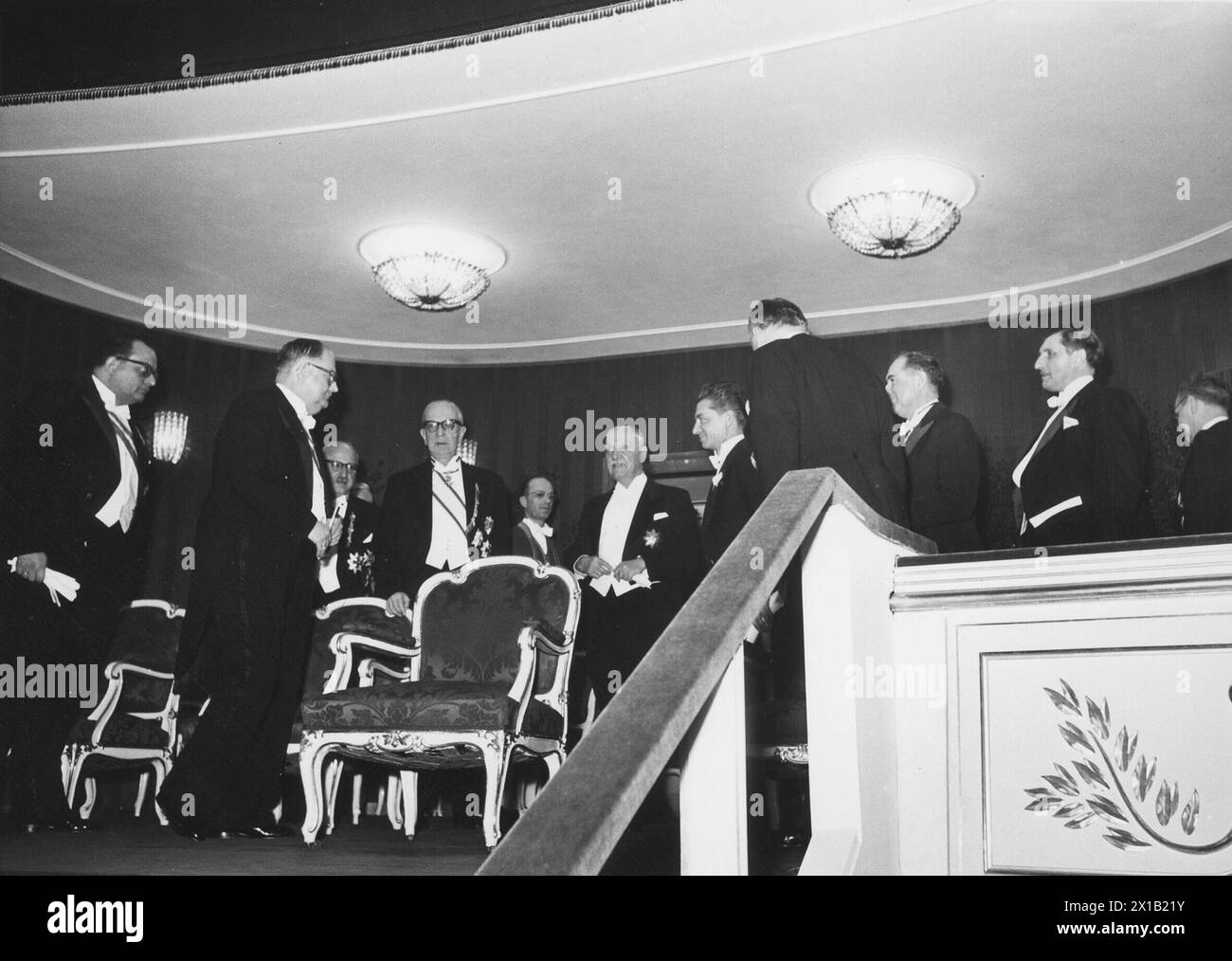 Viennese opera ball - 1959, government box with Schaerf, Raab, Drimmel ...