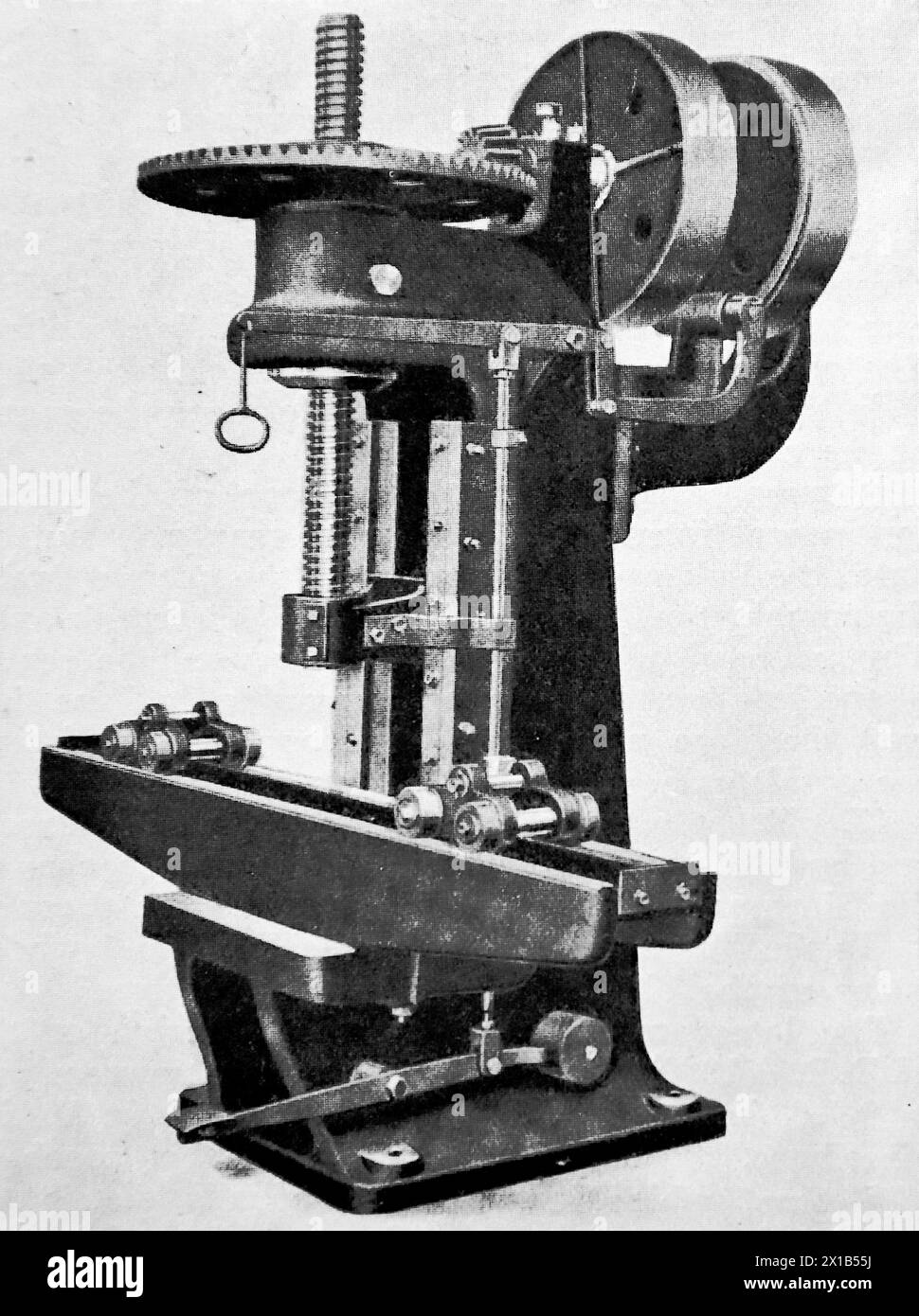 Scragging machine hi-res stock photography and images - Alamy