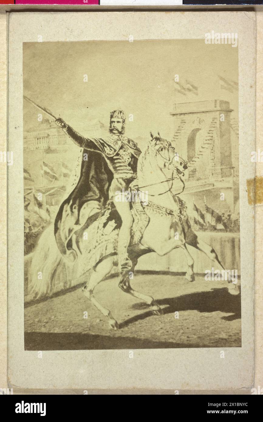 Chain bridge in monochrome hi-res stock photography and images - Alamy