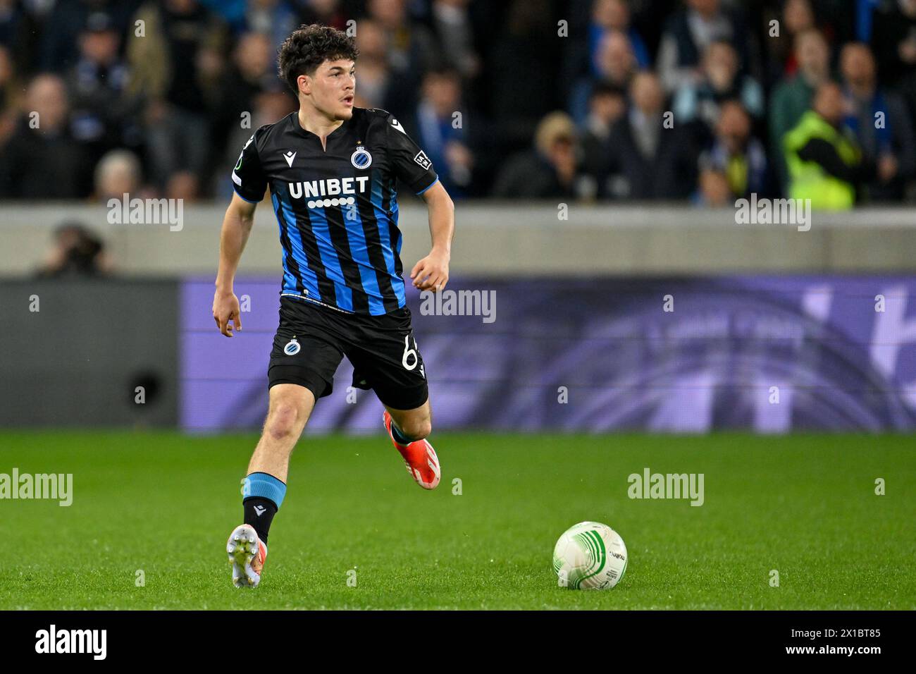 Brugge, Belgium. 11th Apr, 2024. Kyriani Sabbe (64) of Club Brugge ...