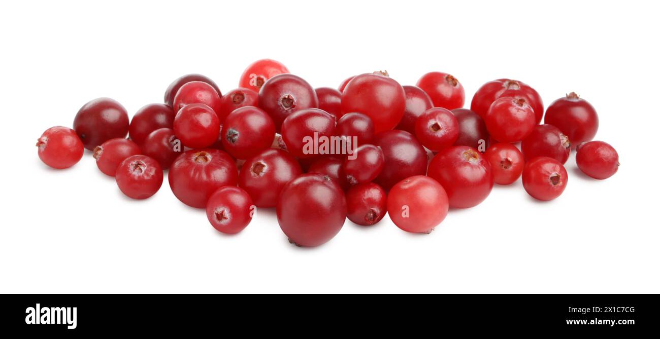Pile of fresh ripe cranberries isolated on white Stock Photo - Alamy