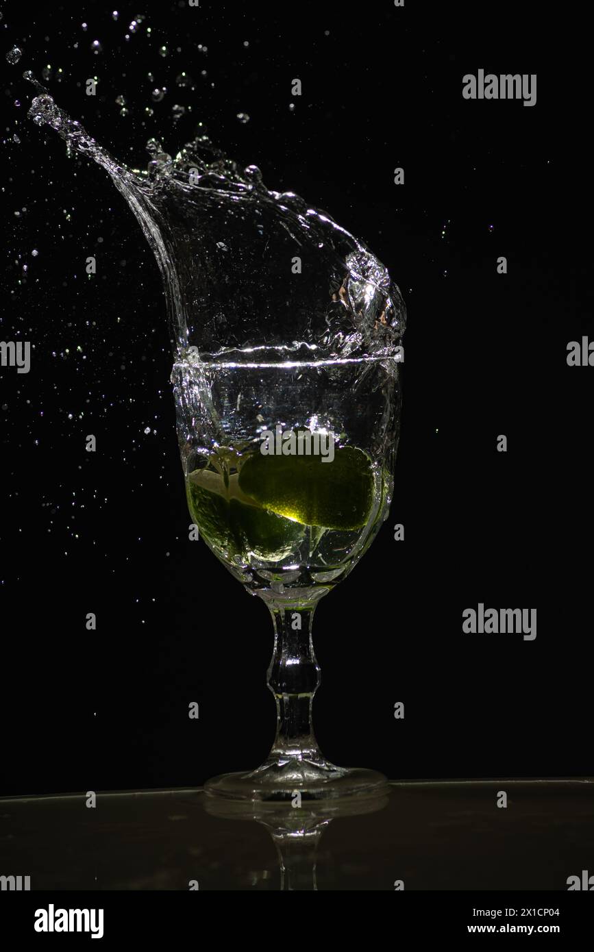 Crystal water splash hi-res stock photography and images - Alamy