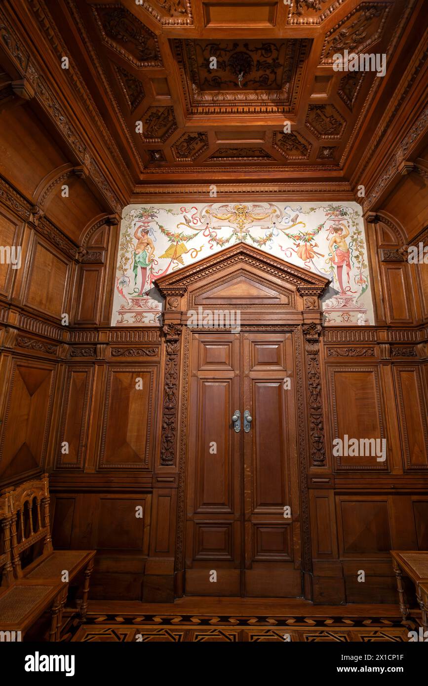 Inside the Quinta da Regaleira villa built in Neo-Manueline style ...