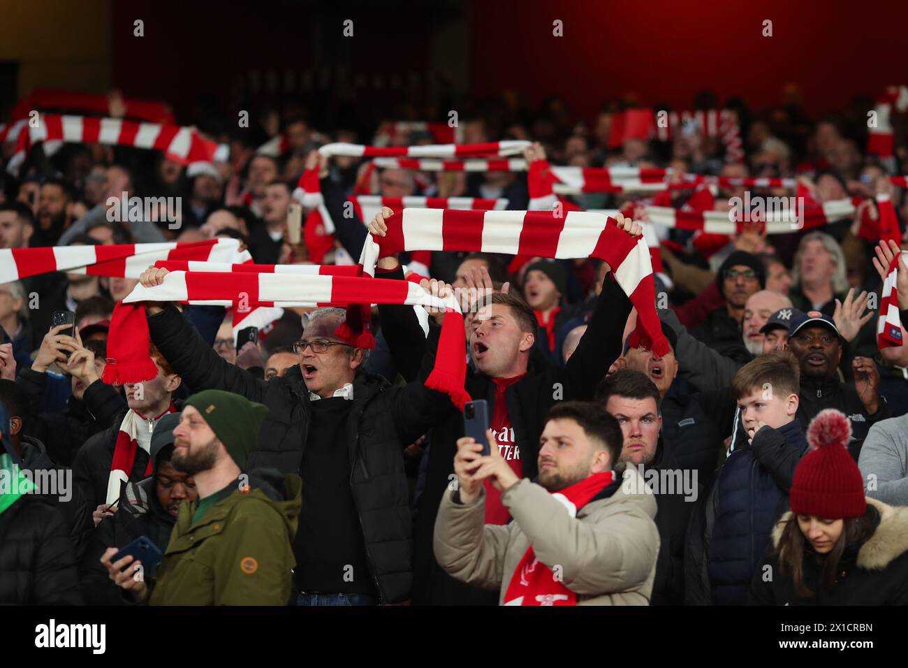 Arsenal fc 2024 fans hi-res stock photography and images - Alamy