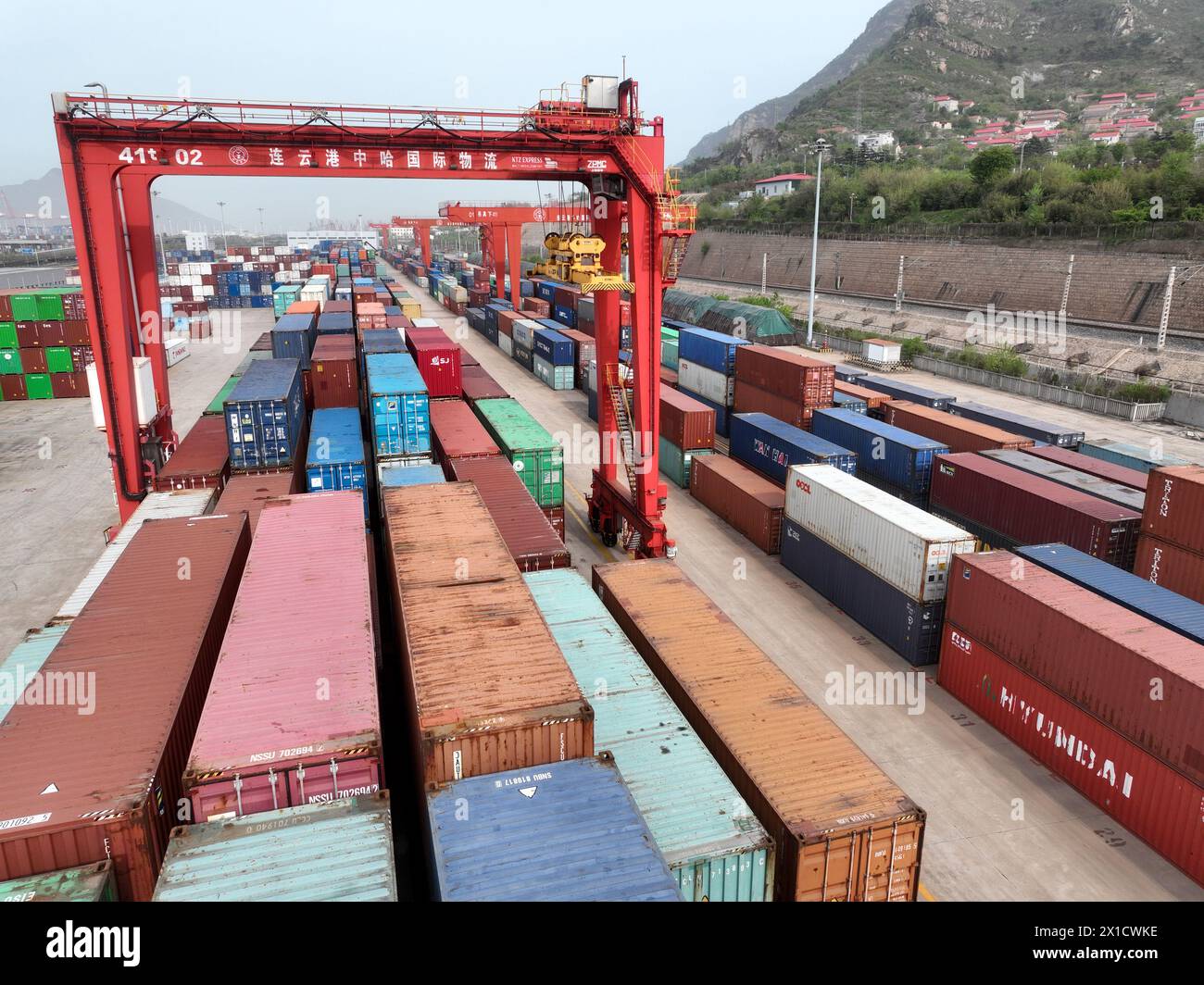 2024 loading hi-res stock photography and images - Alamy