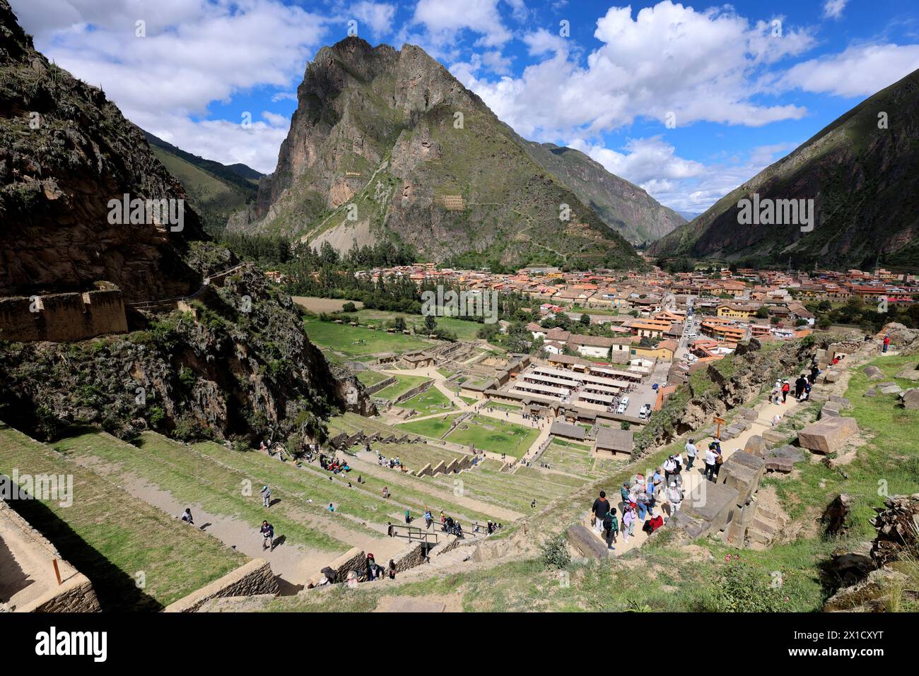 Face mountain - Ollantaytambo, - Tourist scenes Cusco and Machu Picchu ...