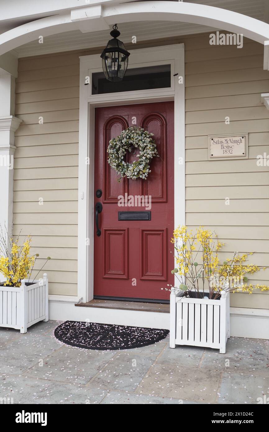 This is a nice design to the front entrance Stock Photo - Alamy