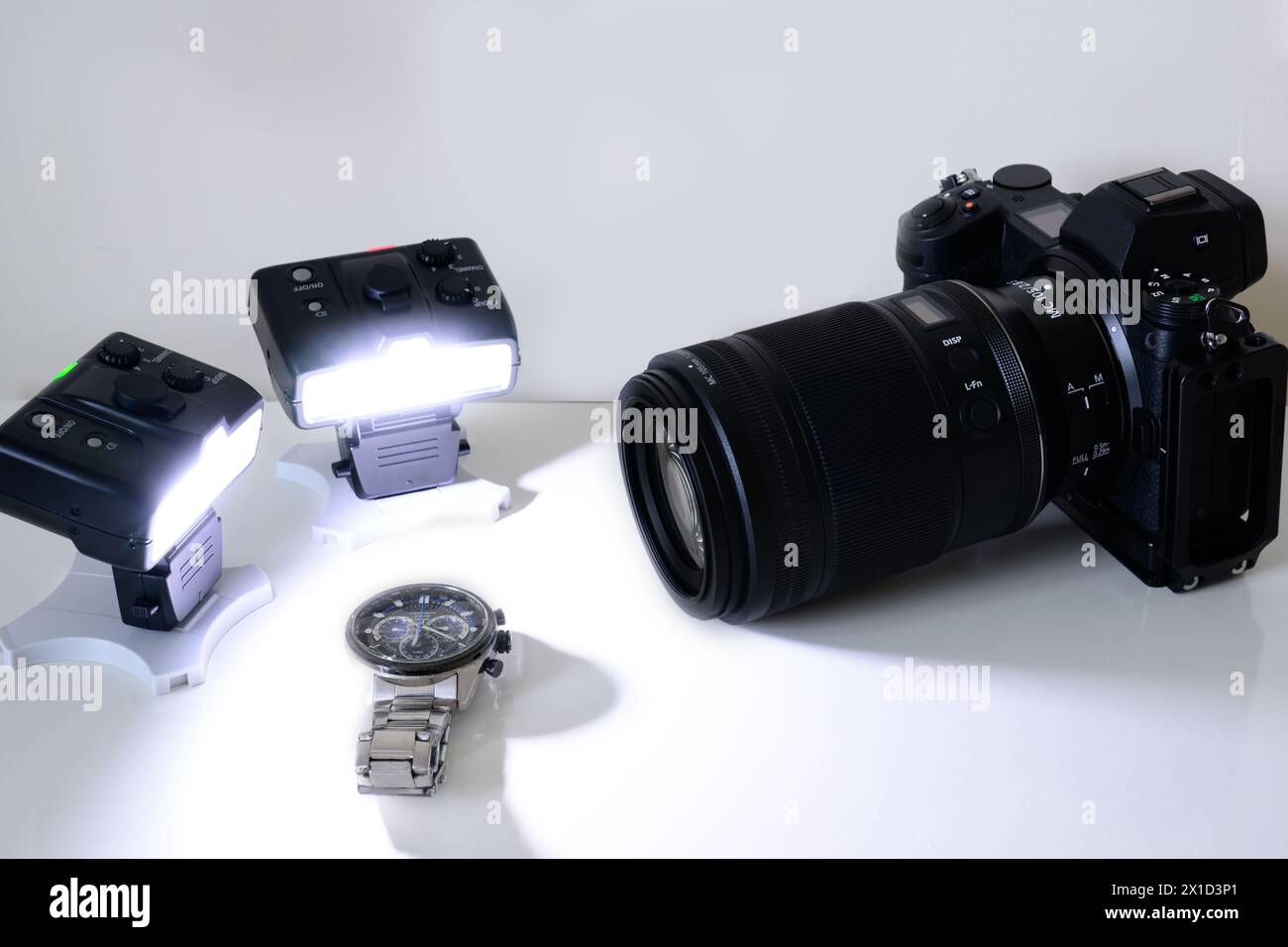 Image of a mirrorless interchangeable lens camera system and wirelessly ...