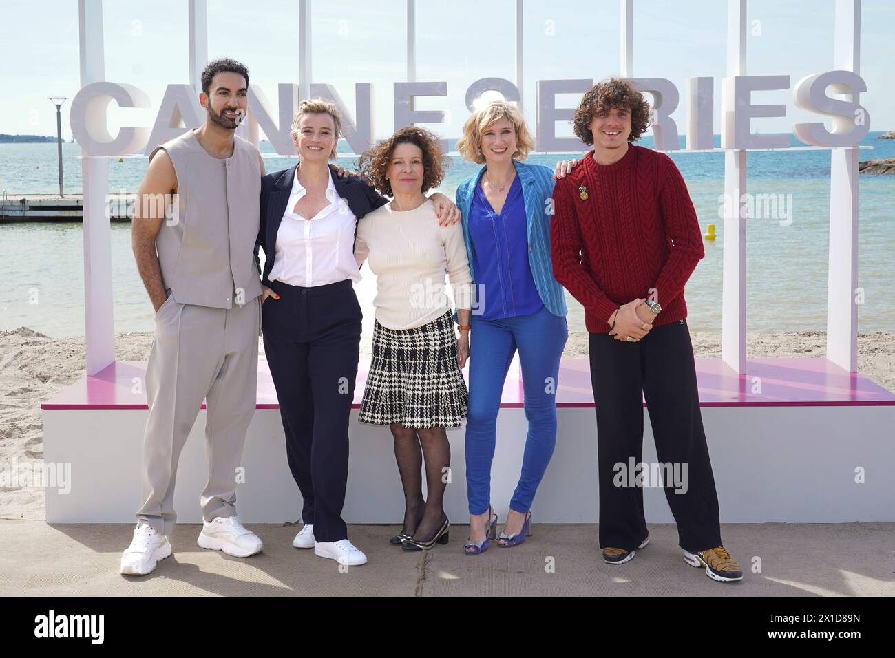 Joakim Latzko, Agathe De La Boulaye, Sylvie Flepp, Diane Dassigny and ...