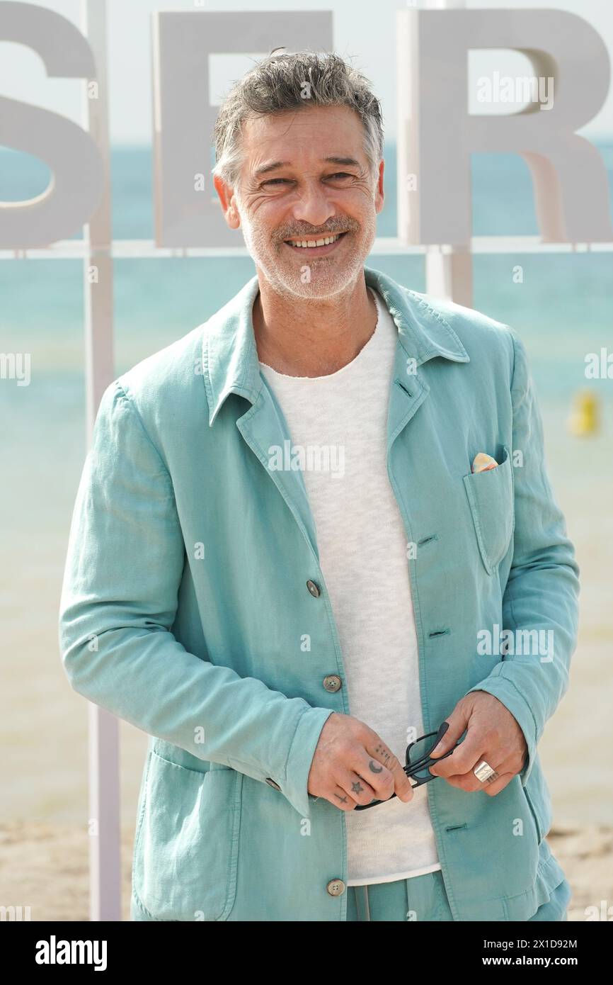 Stéphane Blancafort attends the "Ici tout commence" Photocall during ...