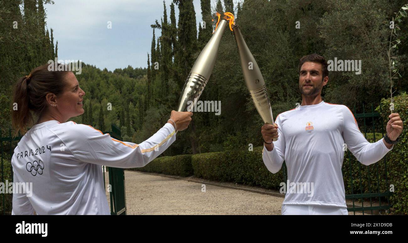 Bearer of the 2024 olympic torch relay hi-res stock photography and ...