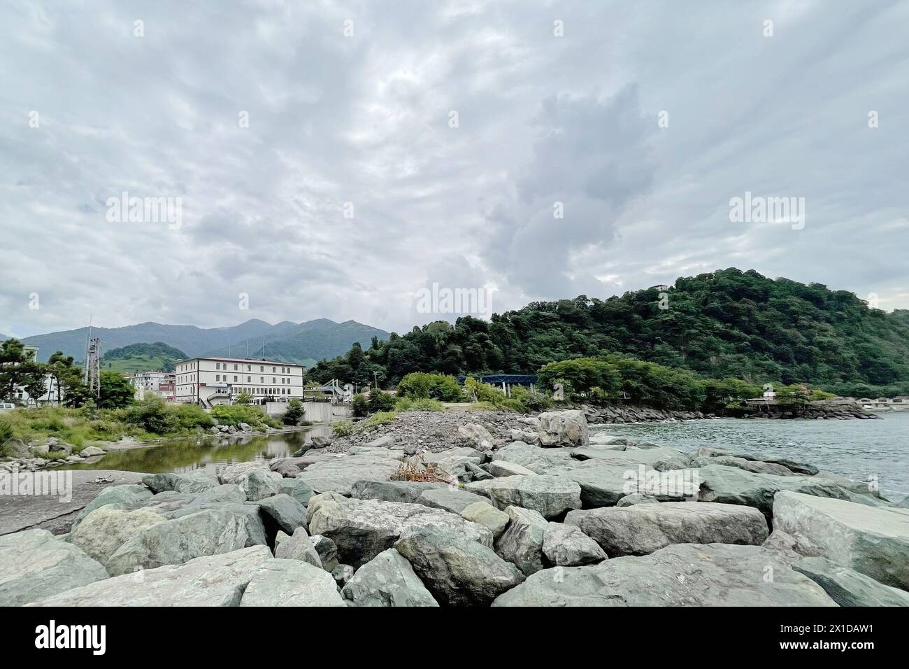 Black Sea shore, Kemalpasa town, mountain and sky cloud. Turkey Stock ...