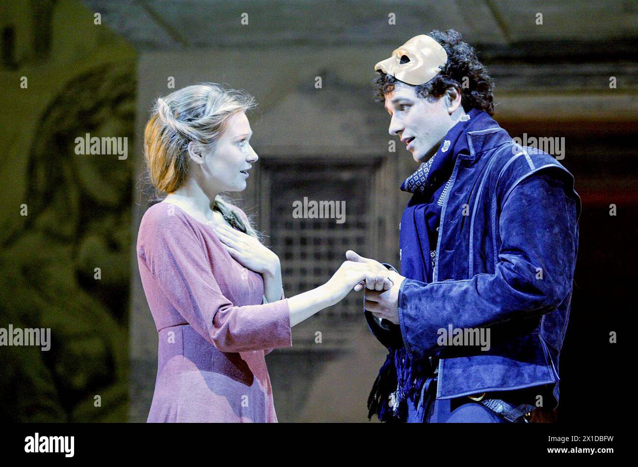 Sian Brooke (Juliet), Matthew Rhys (Romeo) in ROMEO AND JULIET by ...