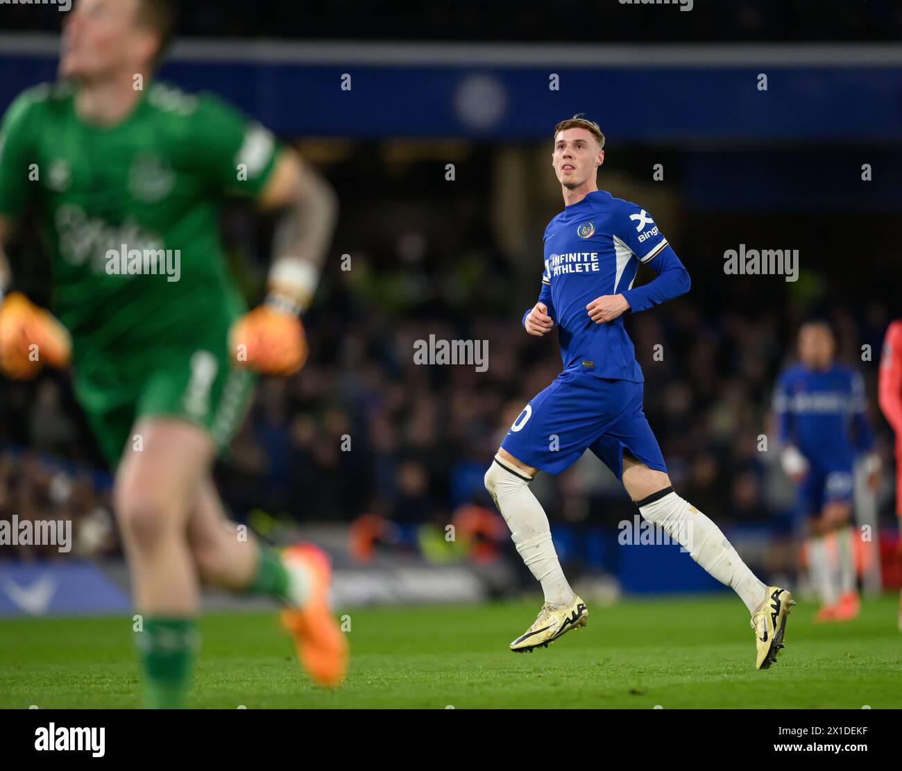 Alamy head shot hi-res stock photography and images - Alamy