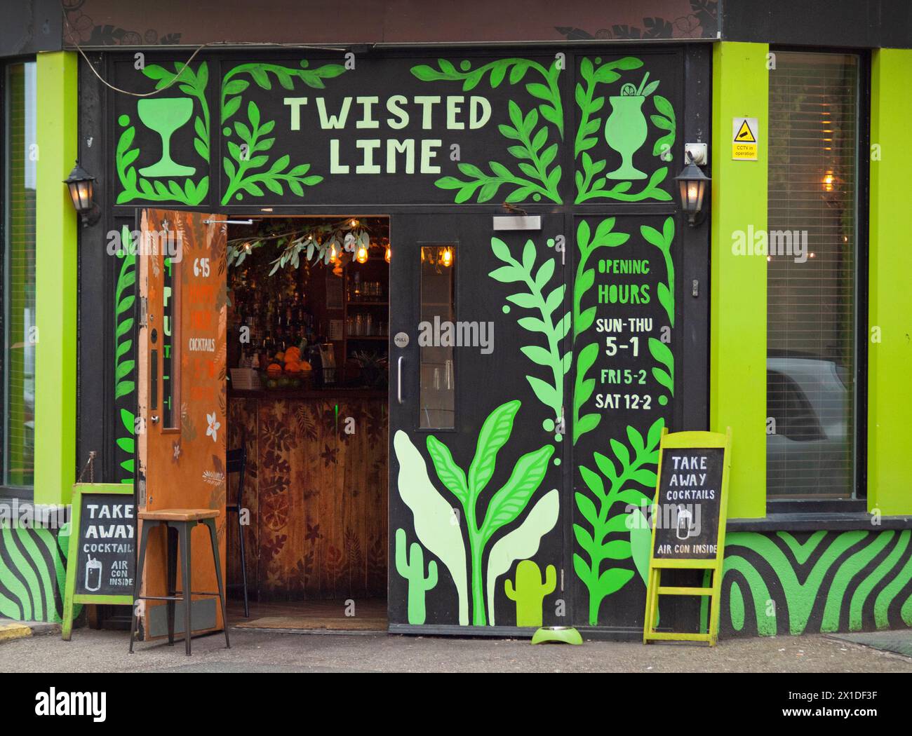 The Twisted Lime cocktail bar in Brighton Stock Photo - Alamy