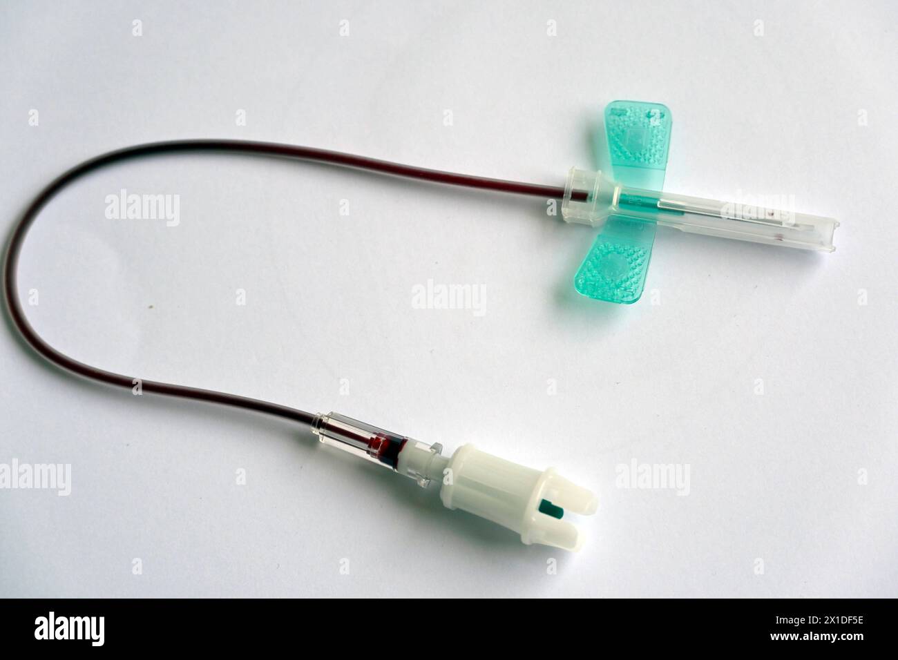 Butterfly cannula hi-res stock photography and images - Alamy