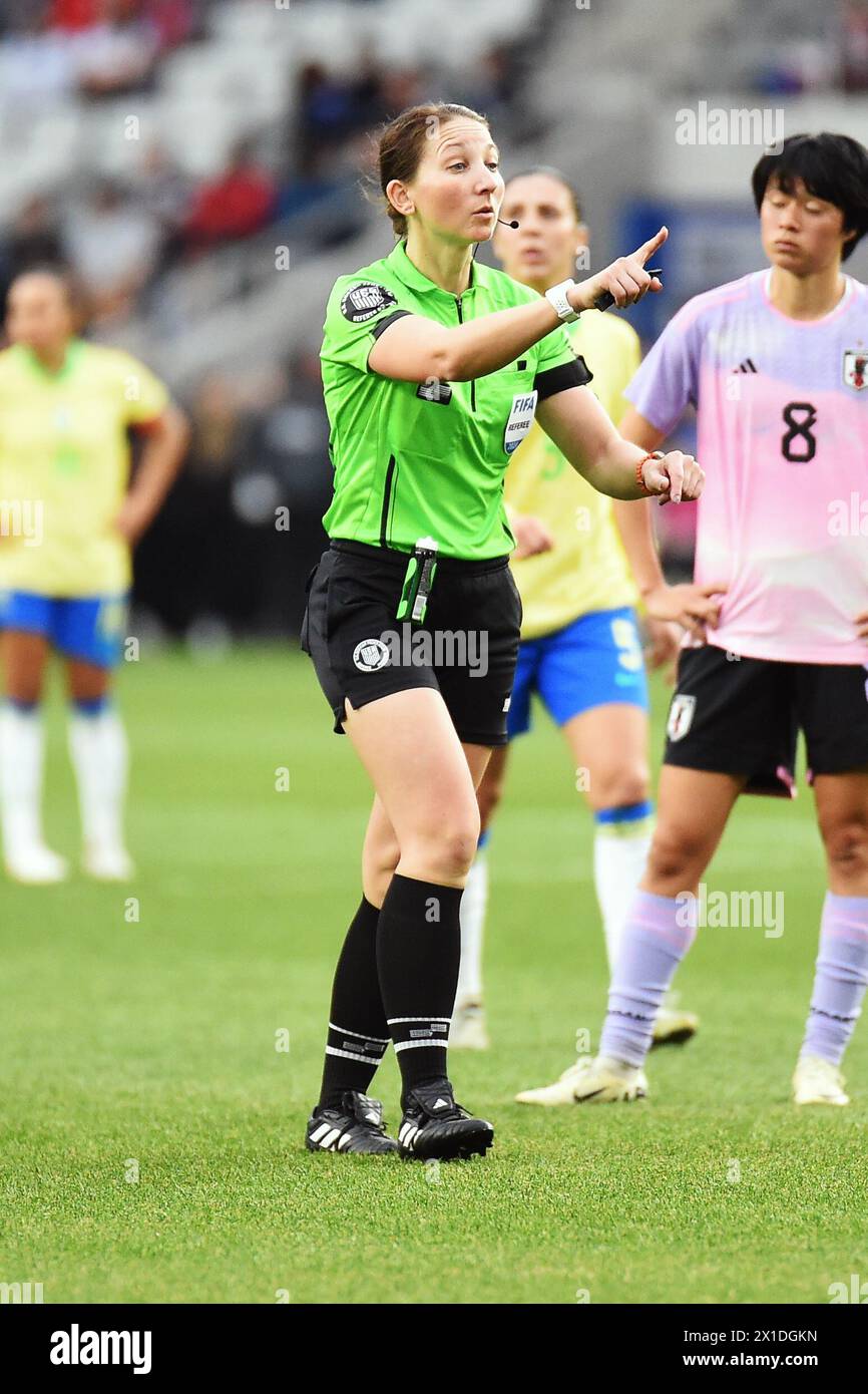Columbus, Ohio United States. 9th April, 2024. Referee Danielle Chesky ...