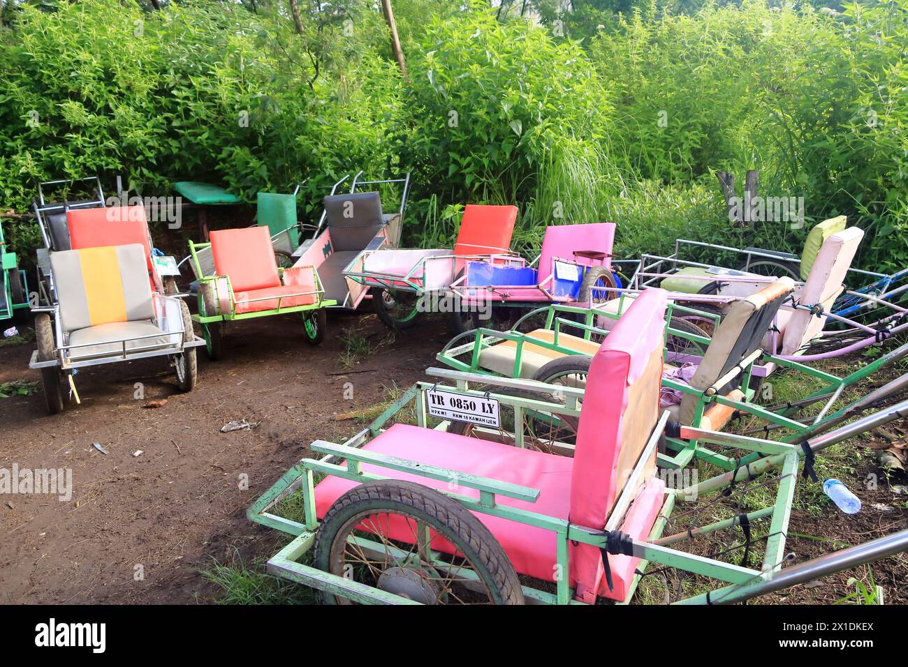 taxi carts that are used by locals to bring tourists to the top of ...