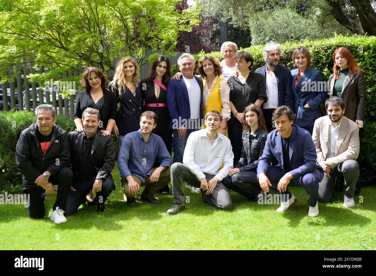 Staffel team hi-res stock photography and images - Alamy