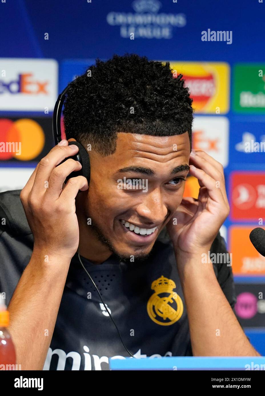 Jude bellingham real madrid player hi-res stock photography and images ...