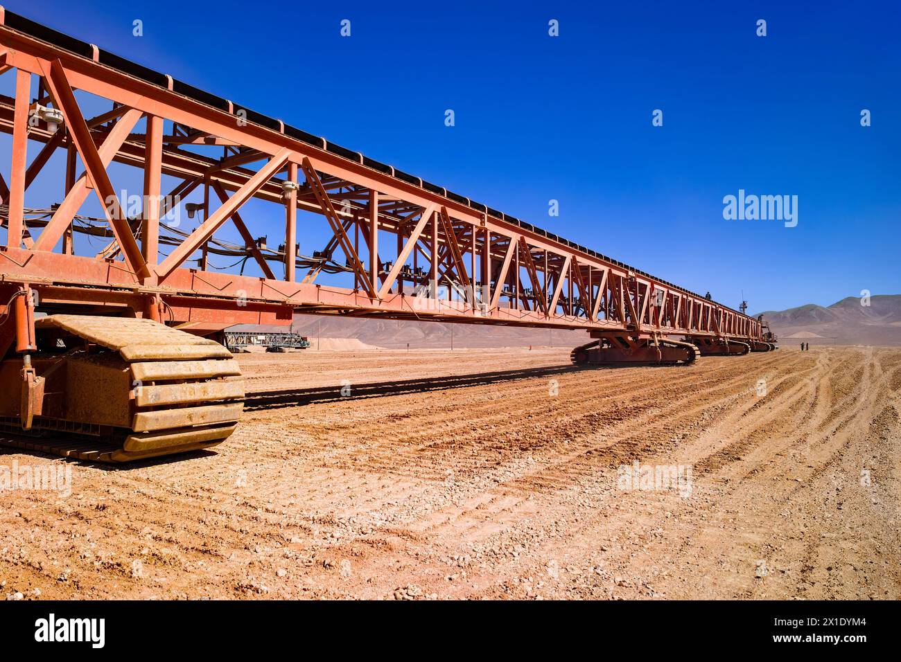 Portable conveyors hi-res stock photography and images - Alamy
