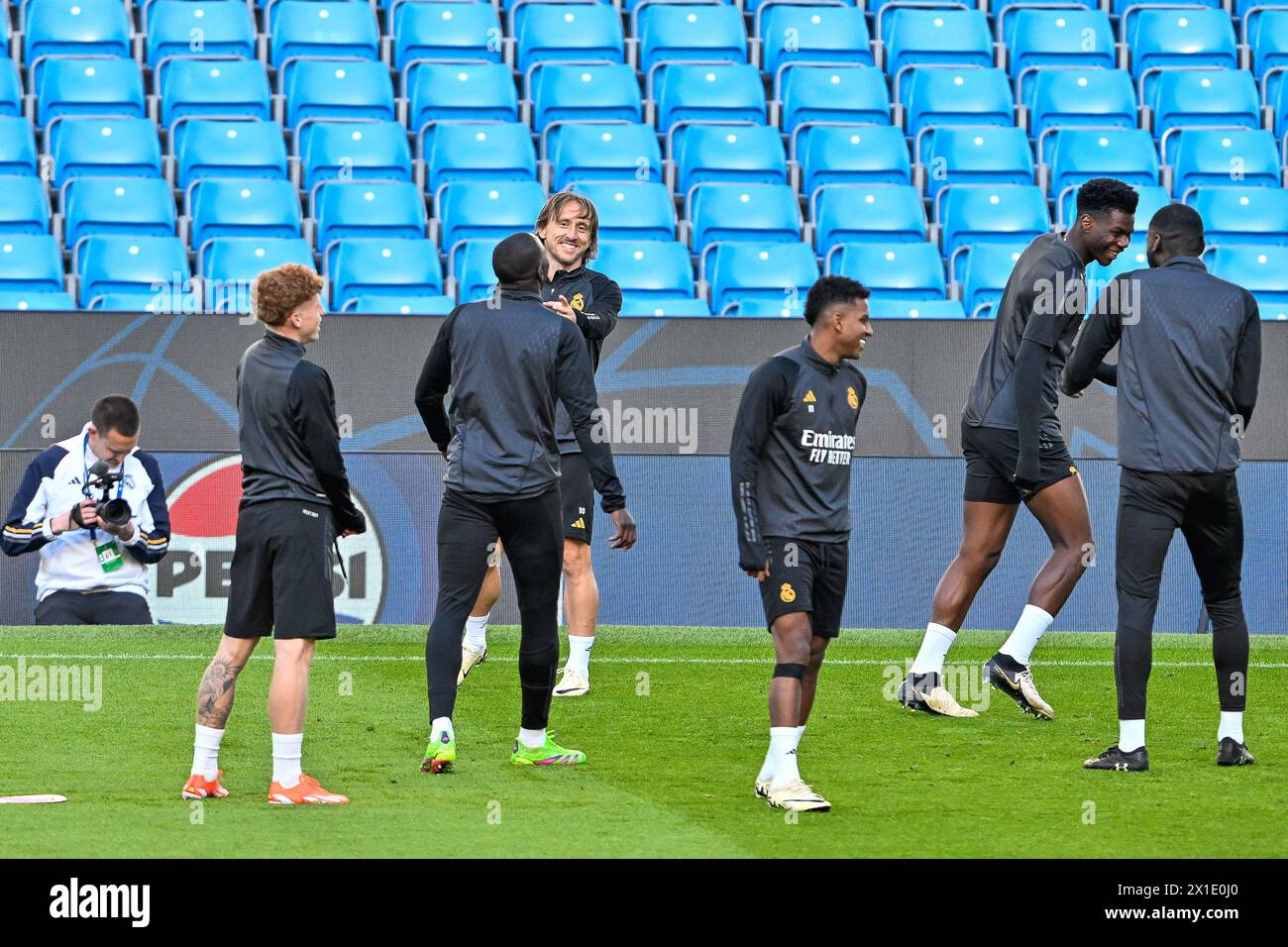 Luka modric real madrid 2024 hi-res stock photography and images - Alamy