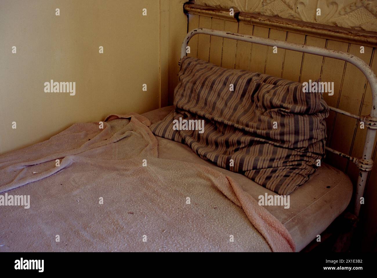 Low-rent hotel room untouched since the 1940s and left in a state of ...