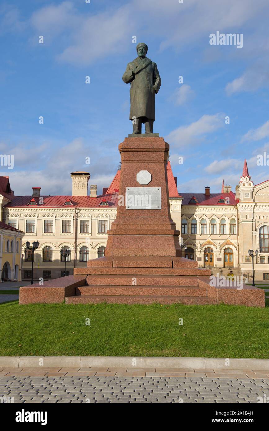 Vladimir lenin red square hi-res stock photography and images - Alamy