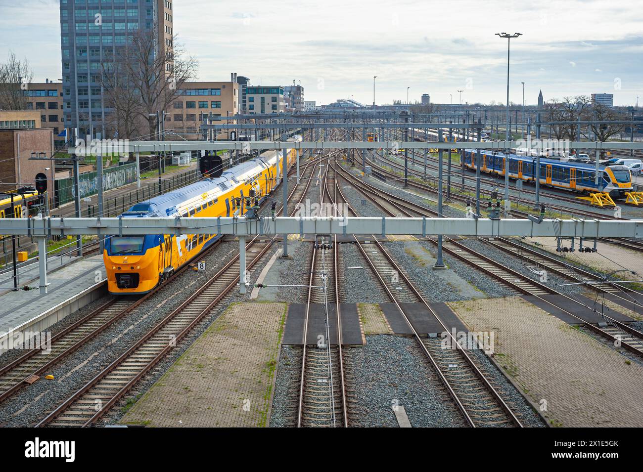Dutch railways train hi-res stock photography and images - Alamy