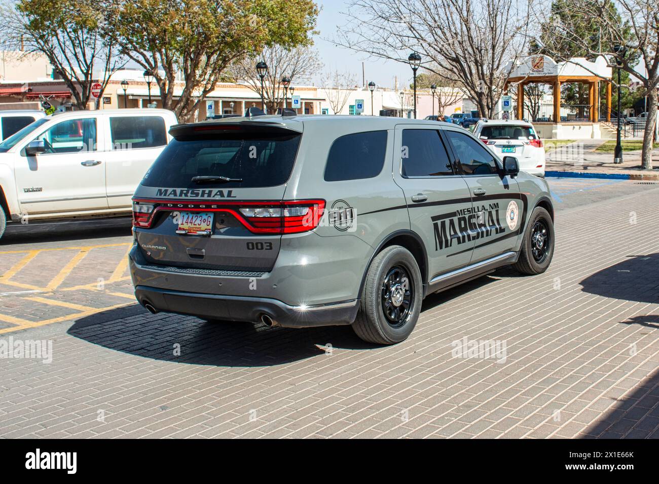 Dodge durango police patrol vehicle hi-res stock photography and images ...