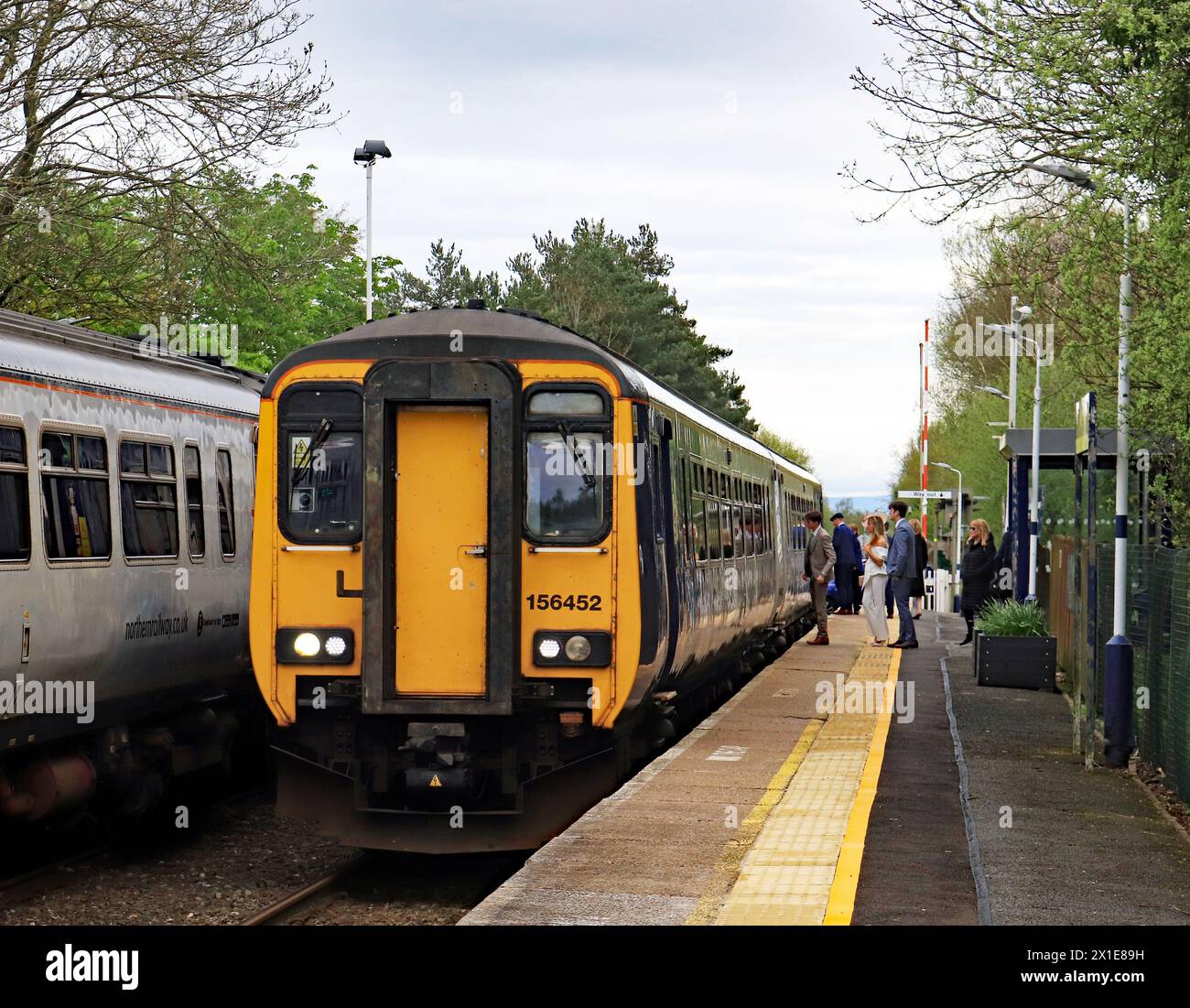 Aintree station hi-res stock photography and images - Alamy