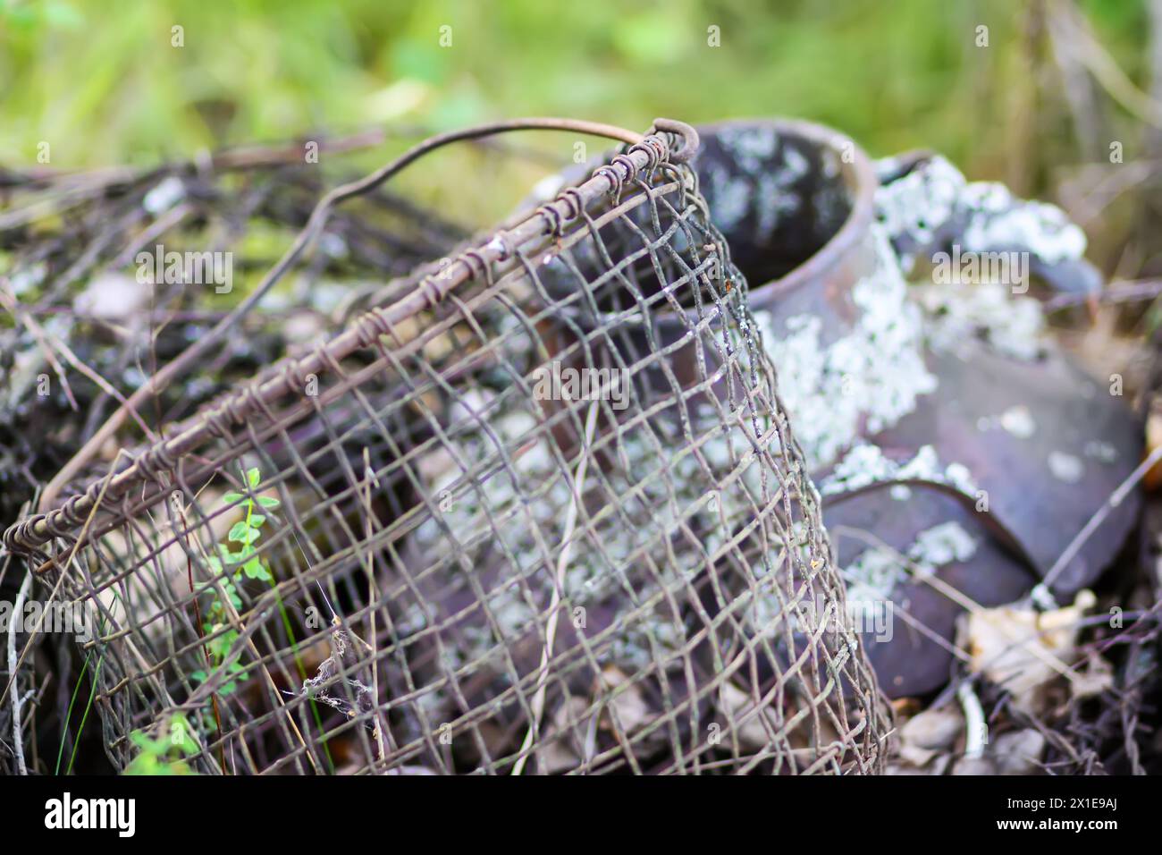 Metal junk, garbage and trash at a junkyard Stock Photo - Alamy