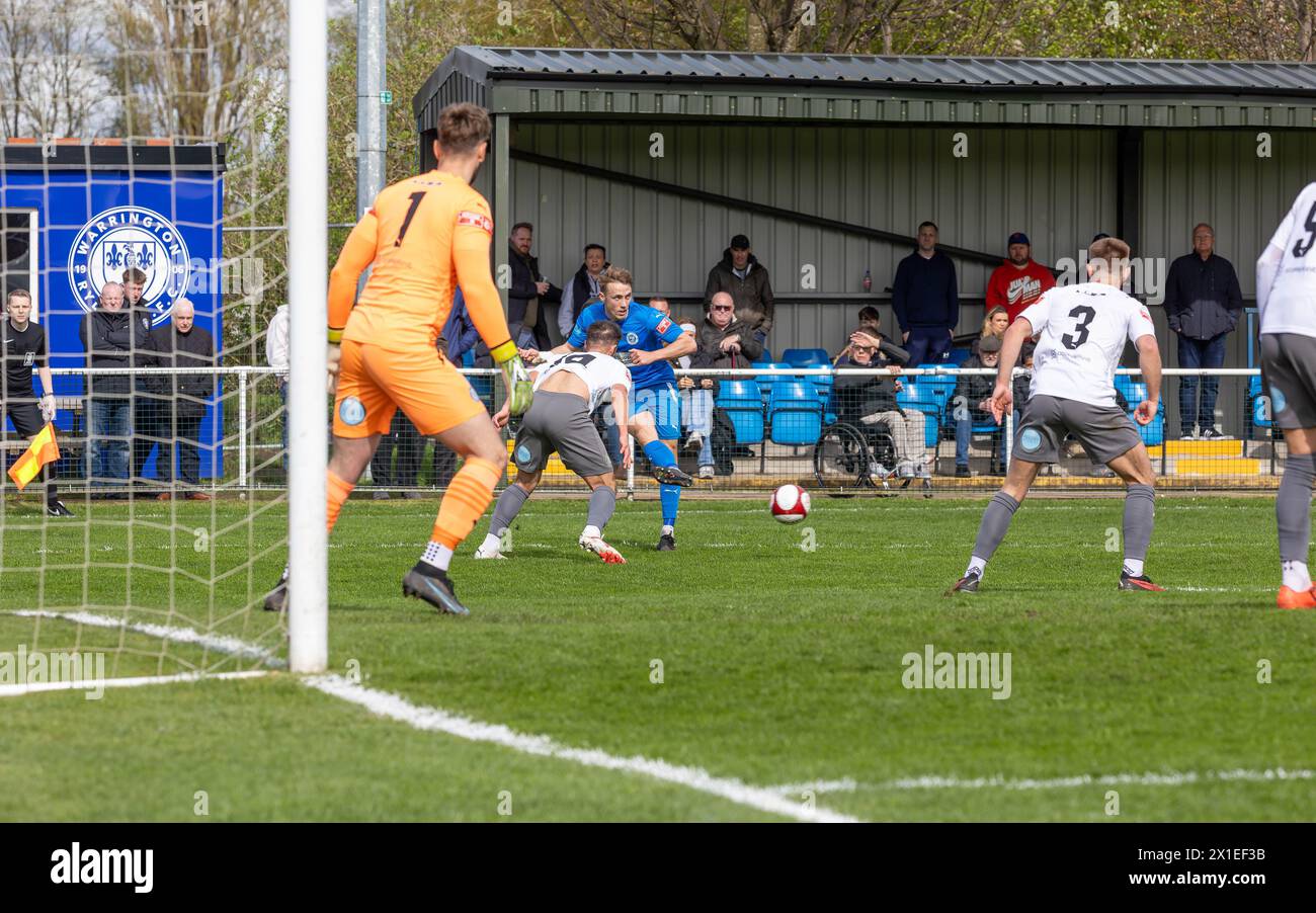 Football ball run goalmouth hi-res stock photography and images - Alamy