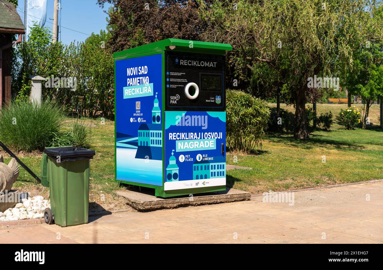 Reverse vending machine hi-res stock photography and images - Alamy