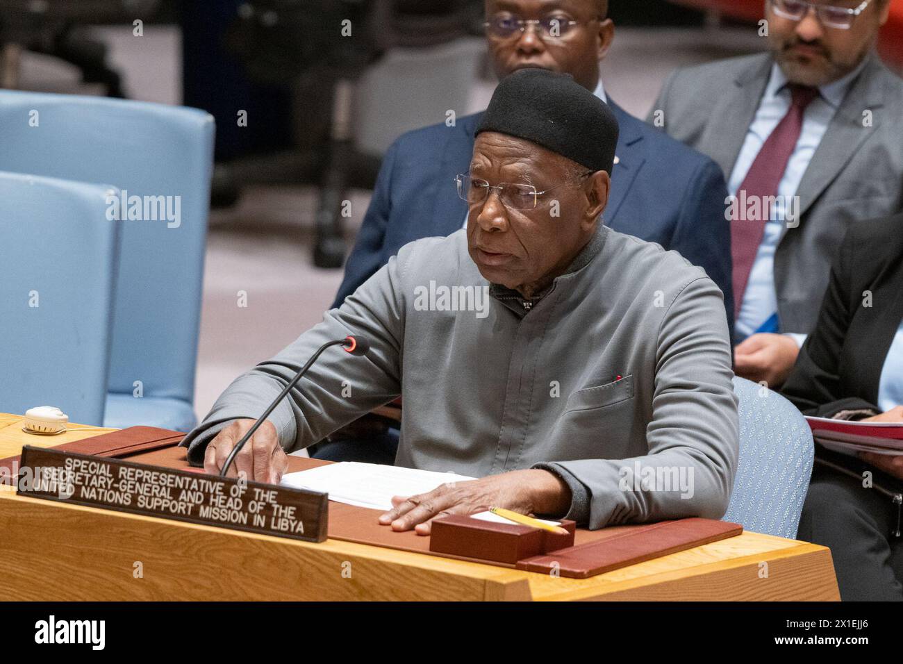 Political standoff hi-res stock photography and images - Alamy