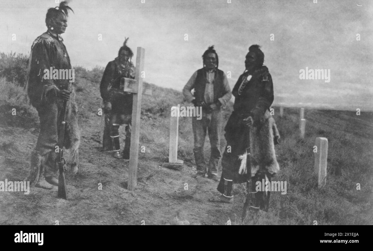 General george custer monument Black and White Stock Photos & Images ...