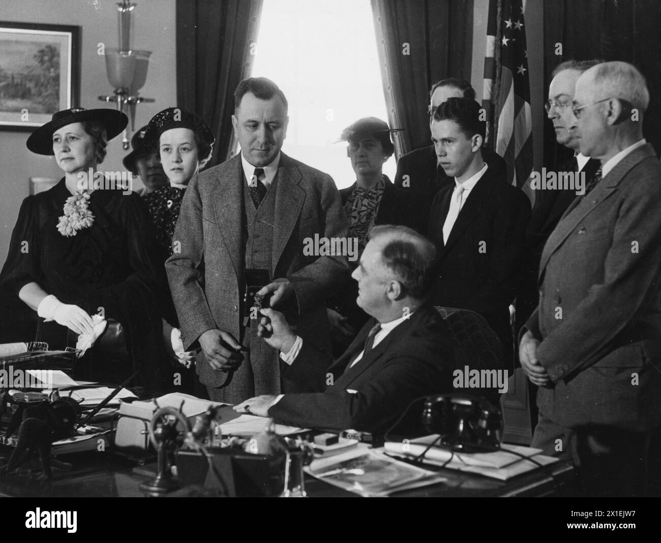 President Franklin Roosevelt bestowing the Congressional Medal of Honor ...