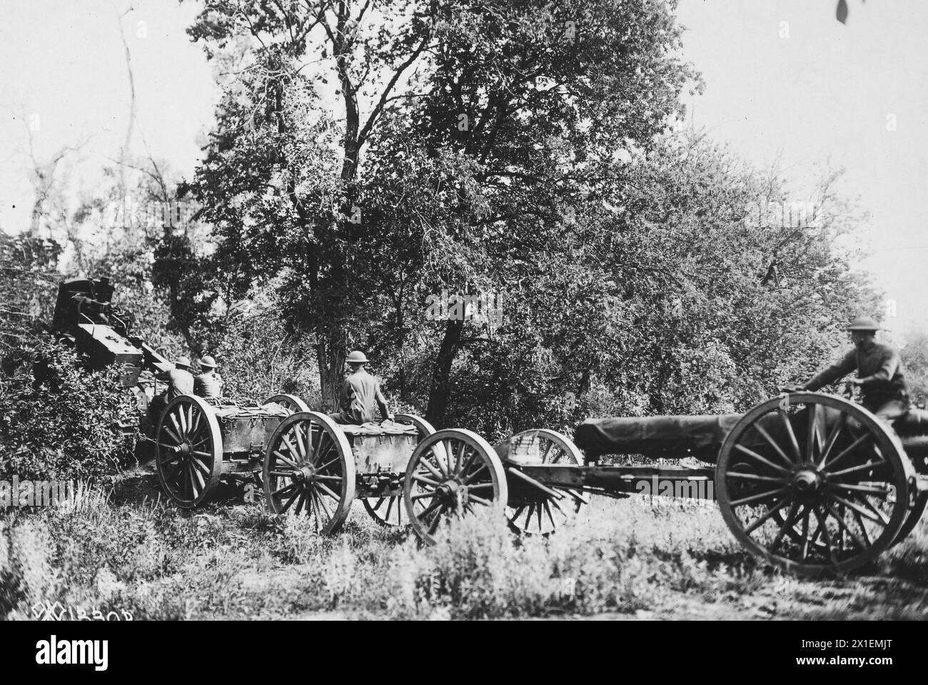 Tractor and artillery school hi-res stock photography and images - Alamy
