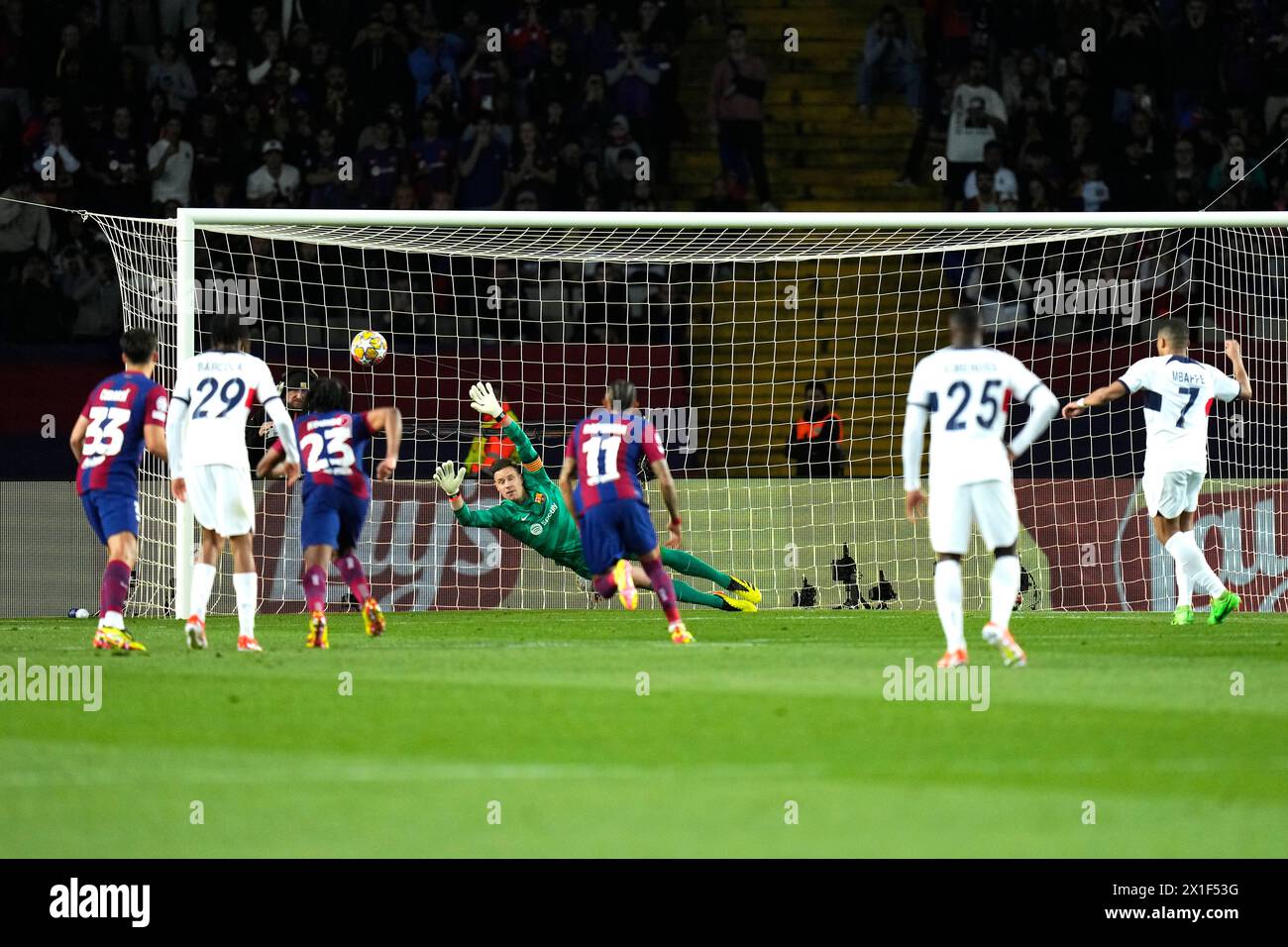 Barcelona, Spain. 16th Apr, 2024. Kylian Mbappe (Paris Saint Germain ...