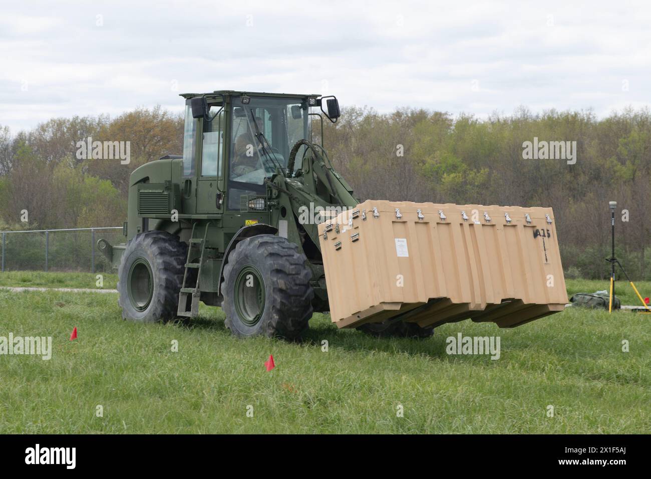 Citizen Airmen of the 932nd Airlift Wing exercise their wartime ...