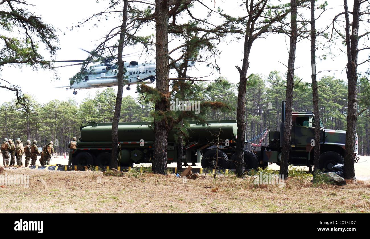 The Marine Wing Support Squadron 472 (MWSS-472) is a reserve aviation ...