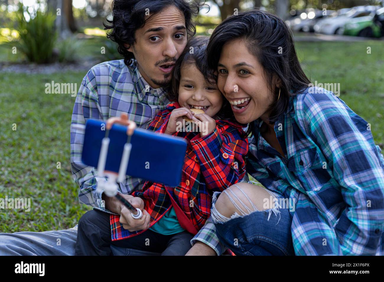 Hispanic mother infant park hi-res stock photography and images - Alamy