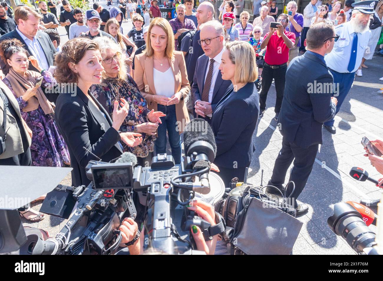 Sydney, Australia. 14 April 2024. Scenes from the aftermath of Joel ...