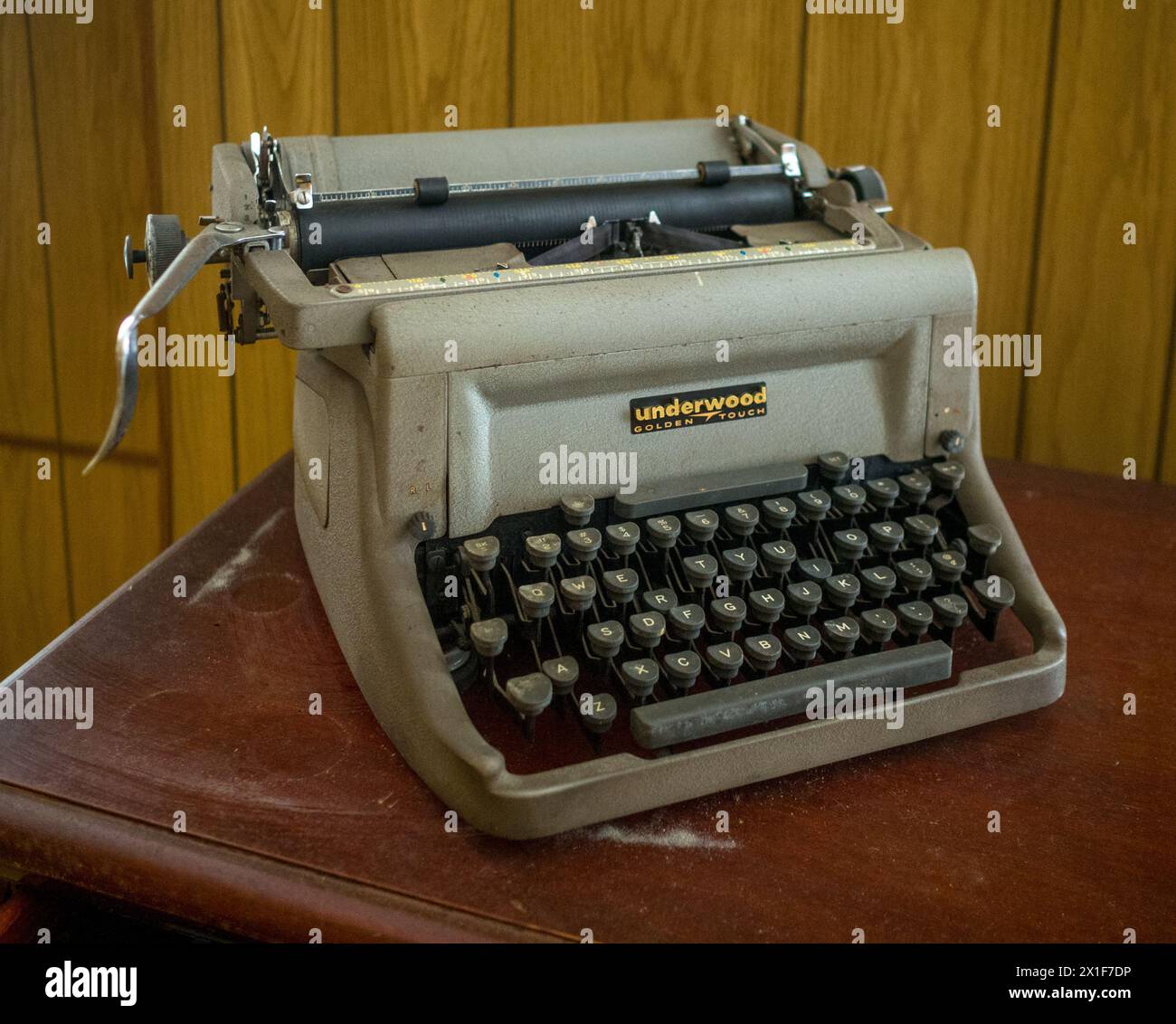 Underwood typewriter hi-res stock photography and images - Alamy
