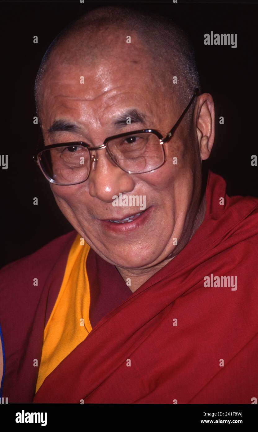 His Holiness the 14th Dalai Lama, Lhamo Thondup in Sydney Australia ...