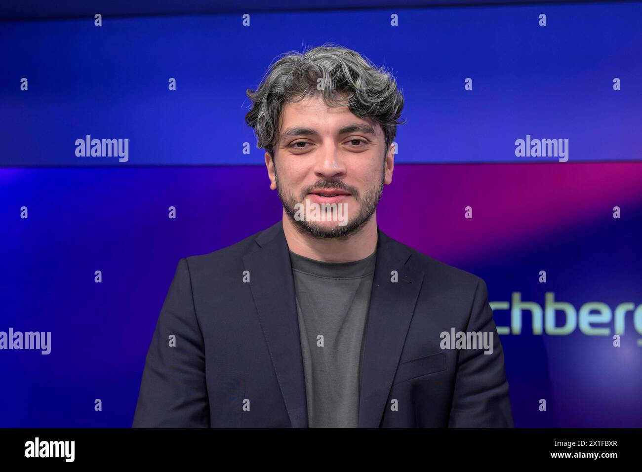 Khesrau Behroz Podcaster, Produzent, Journalist, zu Gast bei ...