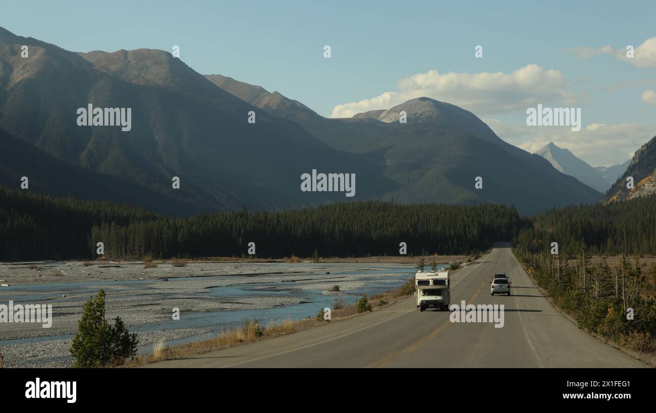 Rocky mountains drive hi-res stock photography and images - Alamy
