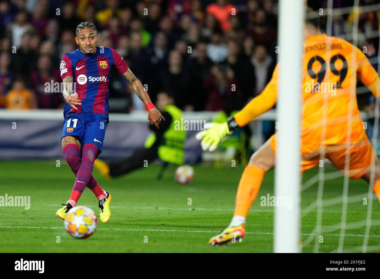 Barcelona, Spain. 16th Apr, 2024. Raphina (FC Barcelona) kicks the ball ...