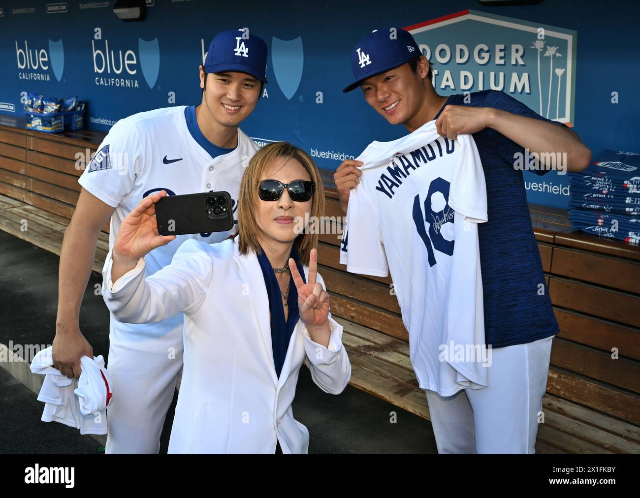 Los Angeles, California, USA. 15th Apr, 2024. SPO: Los Angeles Dodgers ...
